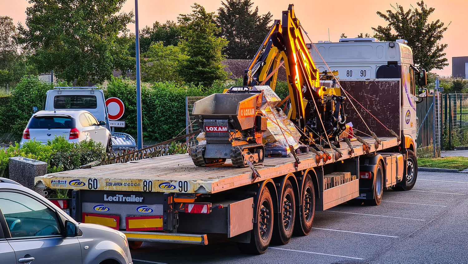 HOW TO KEEP YOUR TRUCK STRAPS FROM FALLING OFF – Lifting Equipment ...