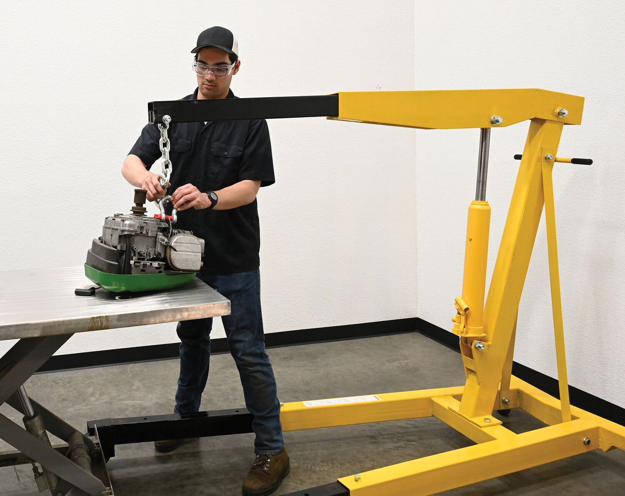 Vestil Shop Crane Engine Hoist – Lifting Equipment Store USA